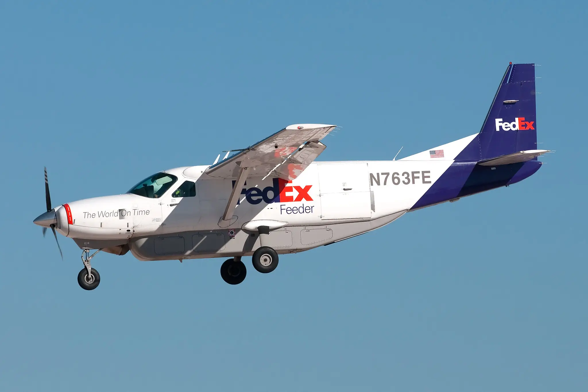 C208B Super Cargomaster | High-Efficiency Cargo Plane | Fliteline